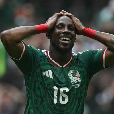 La razón por la que Julián Quiñones juega con México y no con Colombia