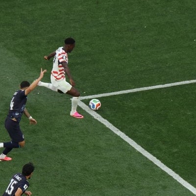 VIDEO - Estados Unidos asusta a Paraguay; anulan gol Balogun