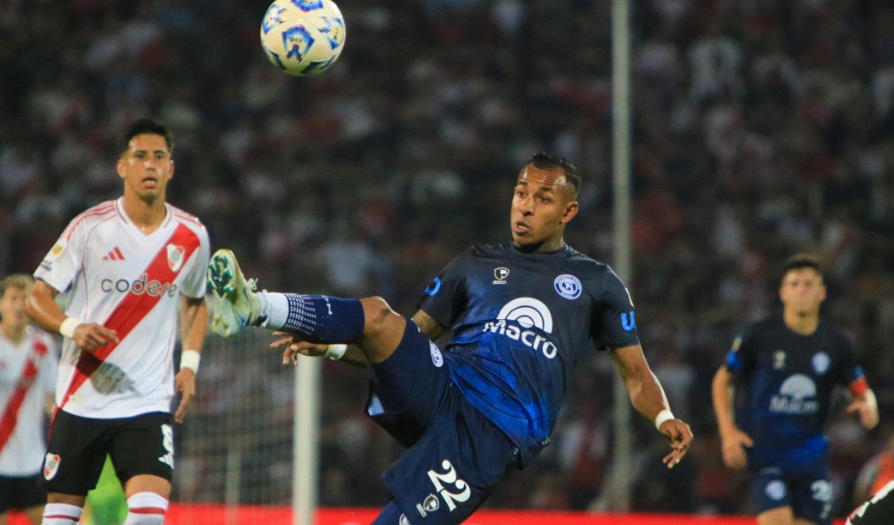 [Video] Sebastián Villa amargó a River; golazo, asistencia y trifulca