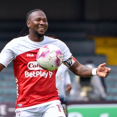 Oficial: Hugo Rodallega definió su equipo para 2026