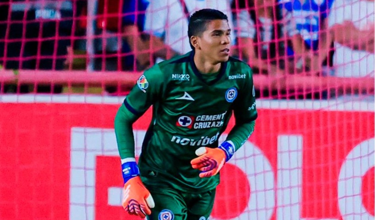 Cruz Azul tomó decisión tras lesión de Kevin Mier; enviaron solicitud