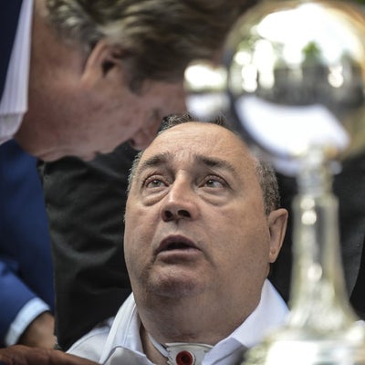 El 'profe' Luis Fernando Montoya tiene neumonía
