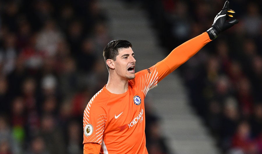 Chelsea: Sarri da pistas de cuál será el futuro de Courtois